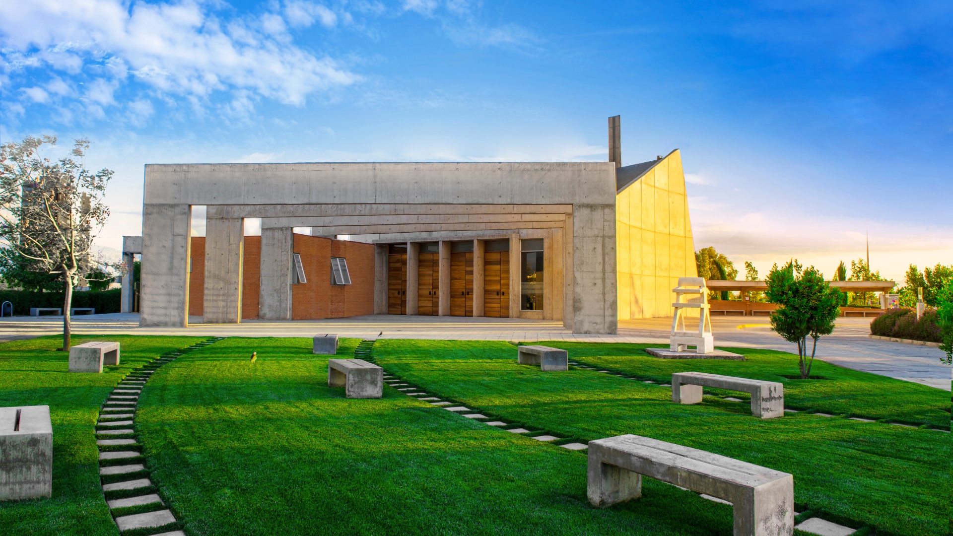 Cementerio El Manantial - Cotiza con Nosotros